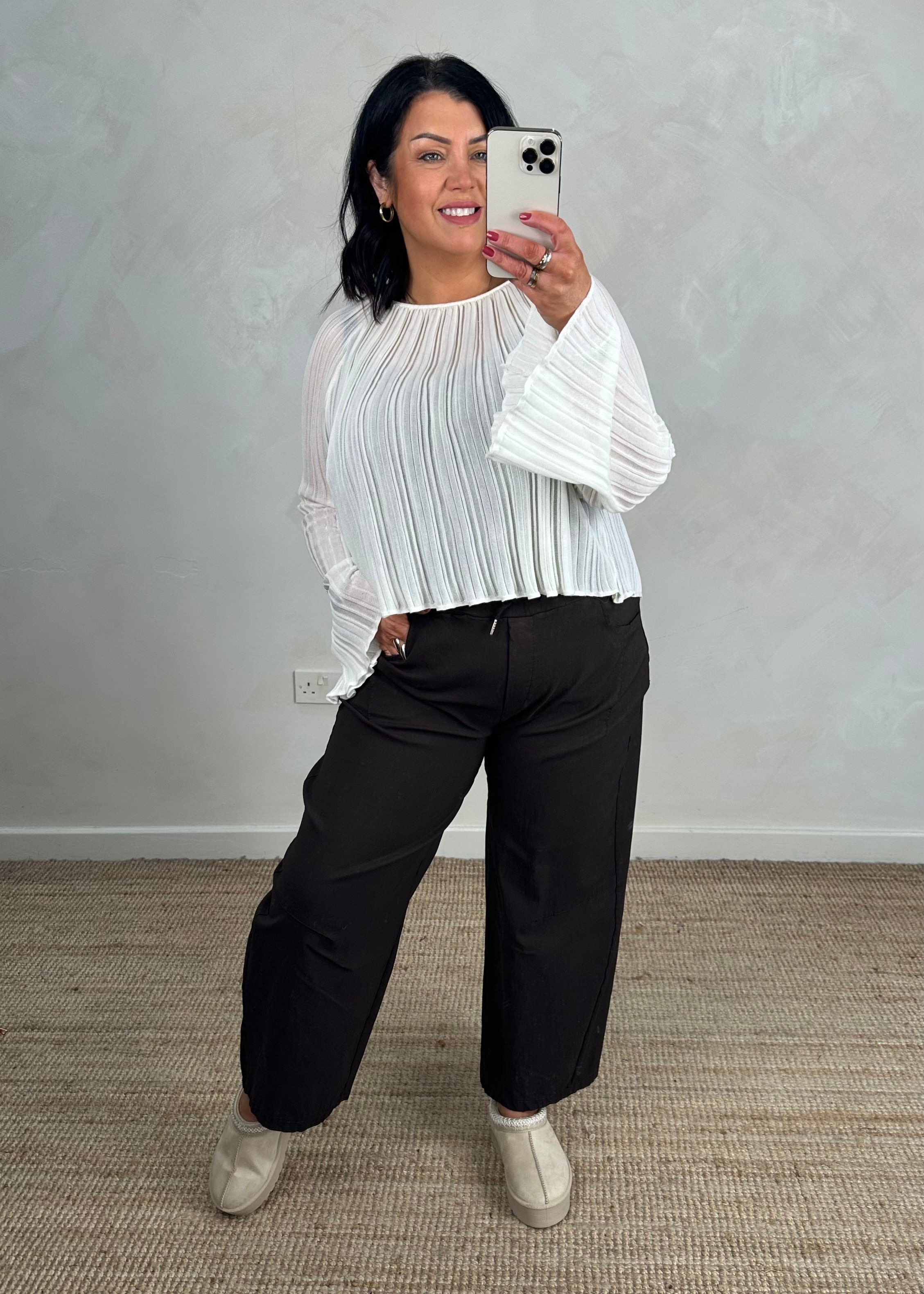 Barrel leg magic pants - chocolate – The Style Attic