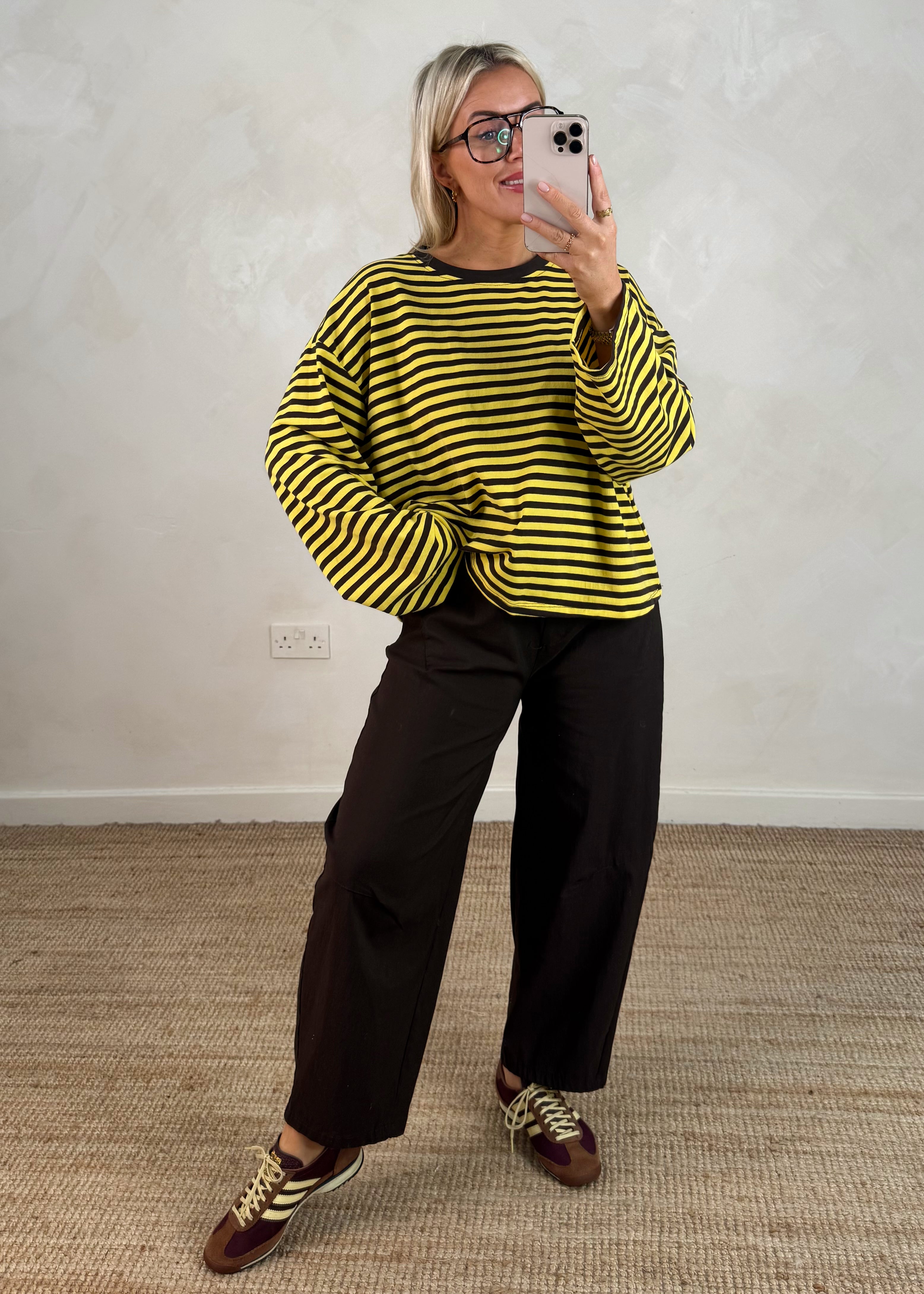 Barrel leg magic pants - chocolate – The Style Attic